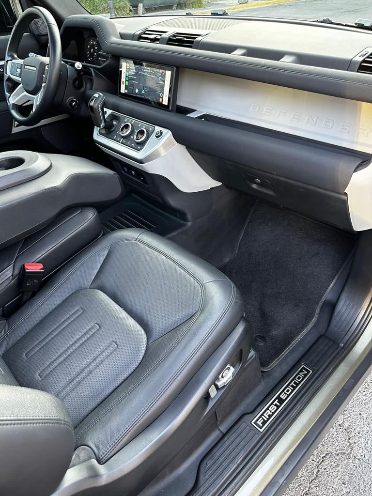 Range Rover Defender 90 First Edition 2021 $1,429,000 – Trendy Motors
