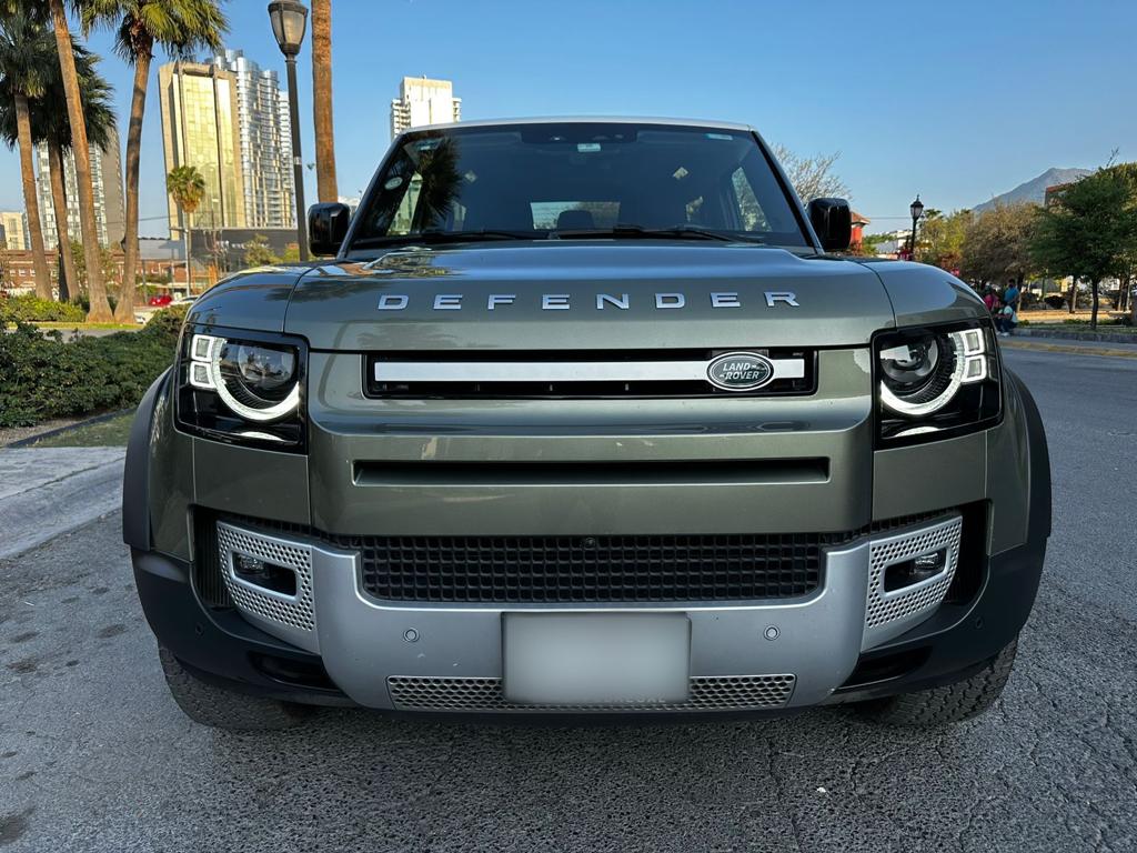 Range Rover Defender 90 First Edition 2021 $1,429,000 – Trendy Motors